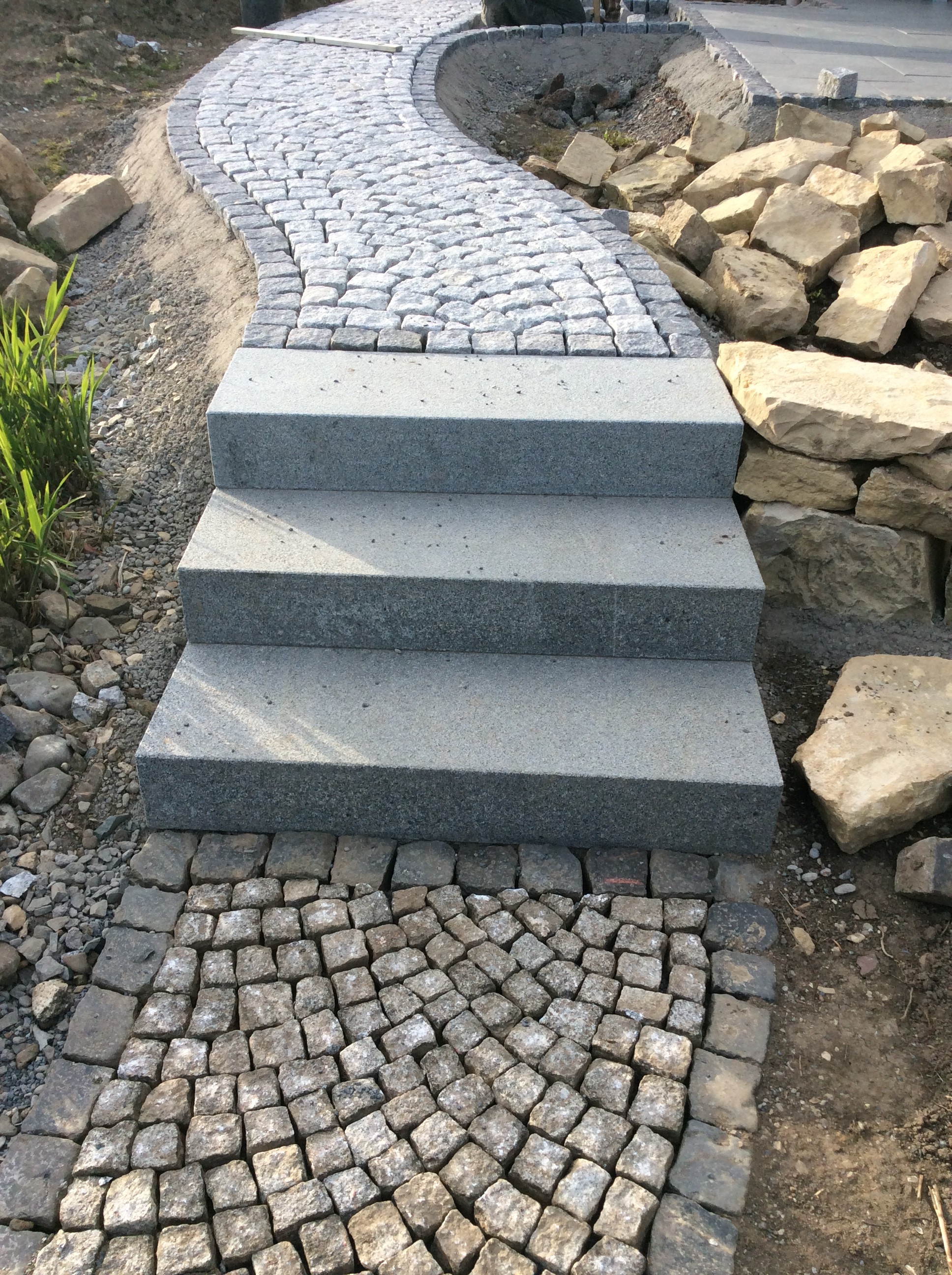Natur- & Betonstein | Meister Mecke